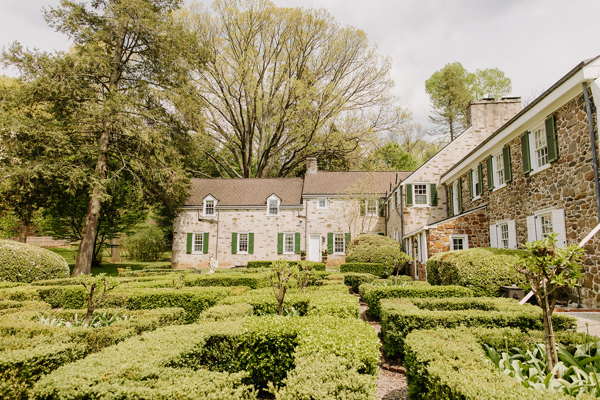 Appleford Estate Wedding with Tiffany and Josh - tiffanylantzphoto.com